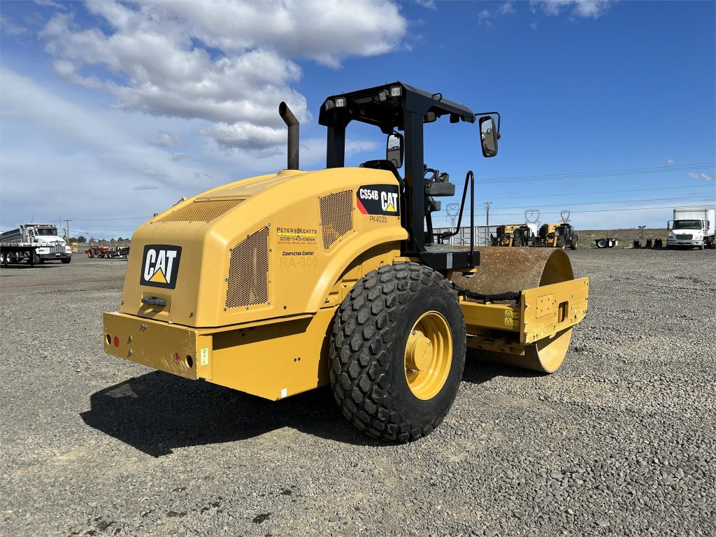 2016 CATERPILLAR CS54B - Peters & Keatts Equipment Inc.