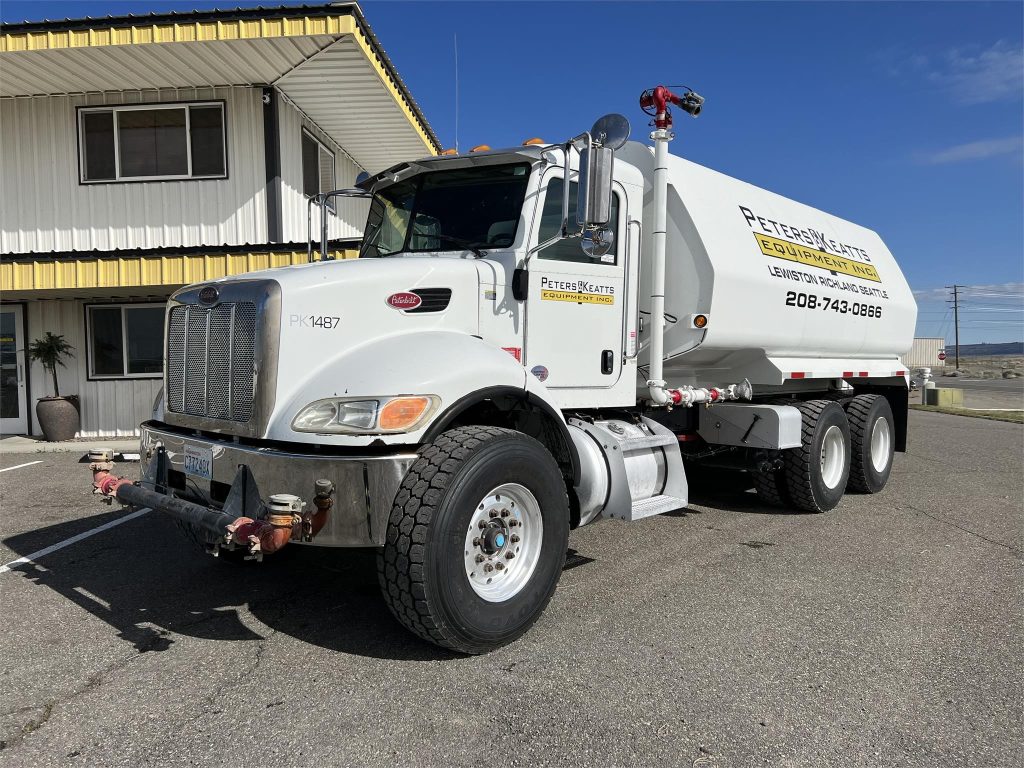 2014 PETERBILT 348 - Peters & Keatts Equipment Inc.
