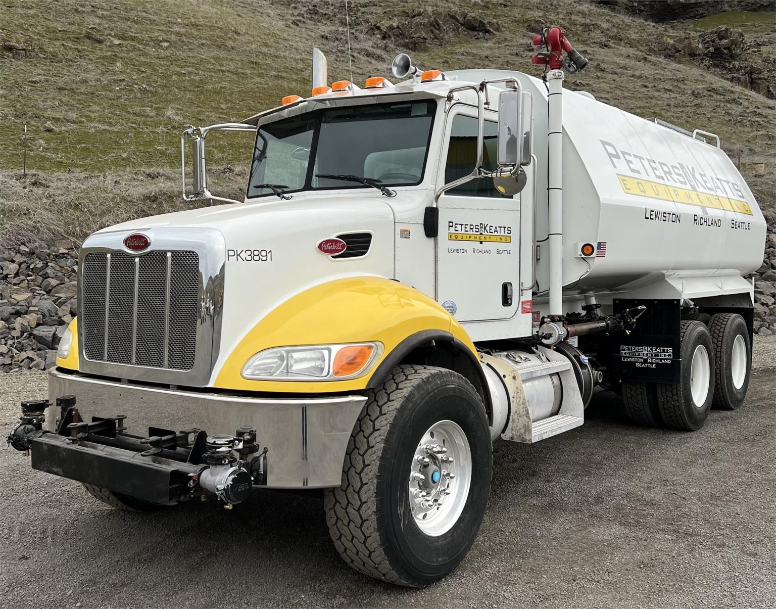 2013 PETERBILT 348 - Peters & Keatts Equipment Inc.