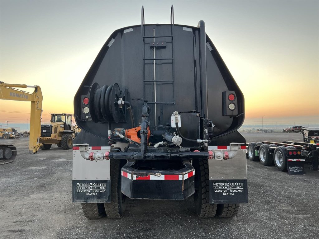 1999 WESTERN STAR 4964SX - Peters & Keatts Equipment Inc.