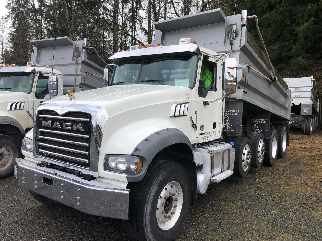2020 MACK GRANITE 104FR - Peters & Keatts Equipment Inc.