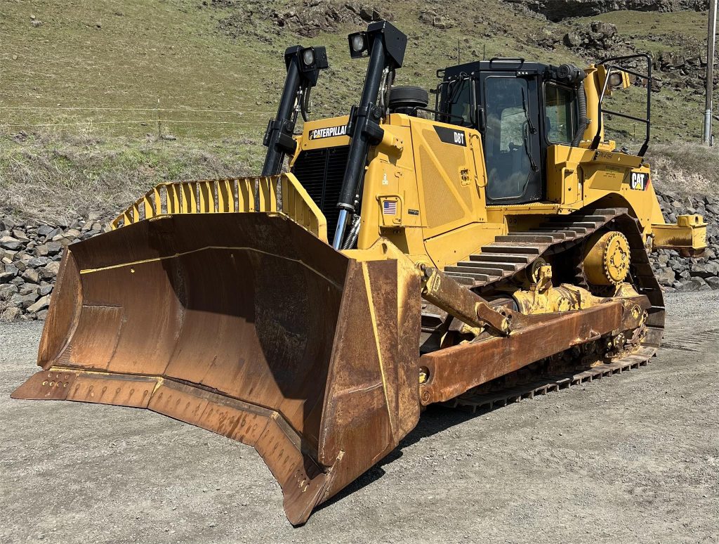 2012 CATERPILLAR D8T - Peters & Keatts Equipment Inc.