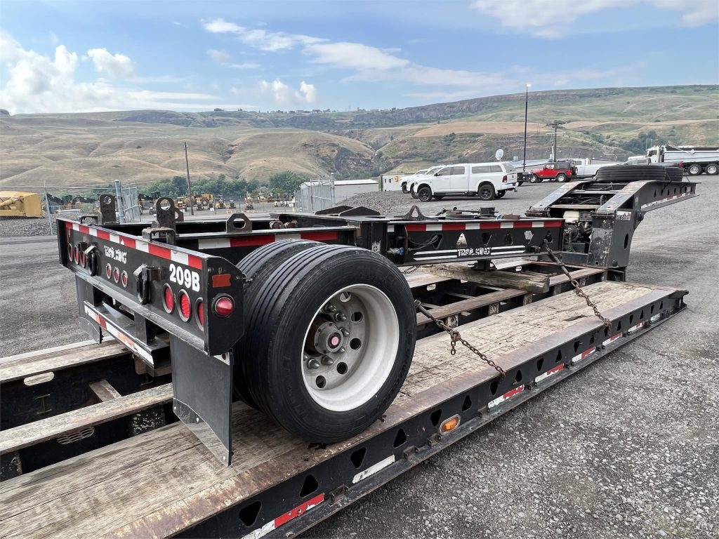 2006 TRAIL KING TK110HDG-553 - Peters & Keatts Equipment Inc.