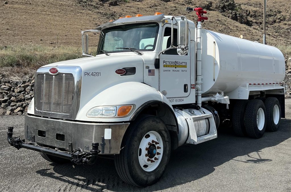 2016 PETERBILT 348 - Peters & Keatts Equipment Inc.