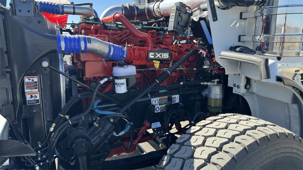 2025 KENWORTH T800 - Peters & Keatts Equipment Inc.