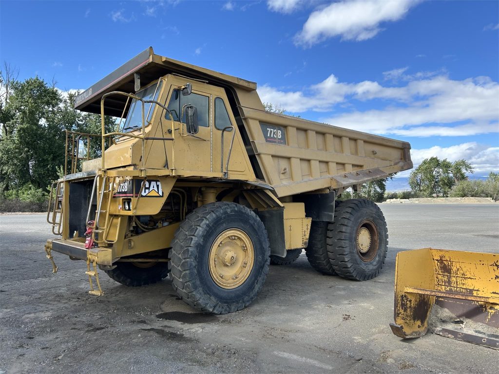 1993 CATERPILLAR 773B - Peters & Keatts Equipment Inc.
