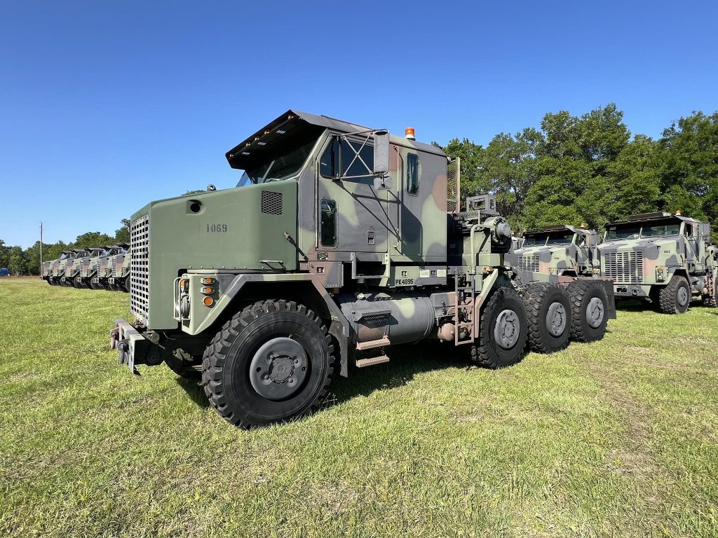 2007 OSHKOSH M1070 - Peters & Keatts Equipment Inc.