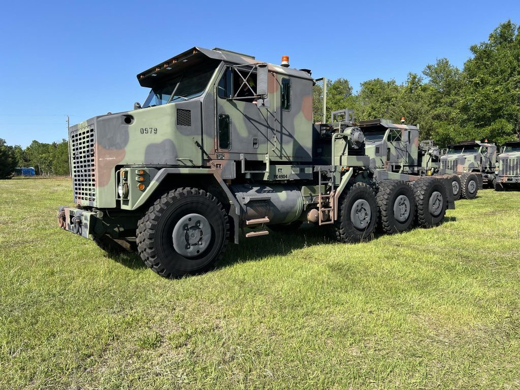 2007 OSHKOSH M1070 - Peters & Keatts Equipment Inc.